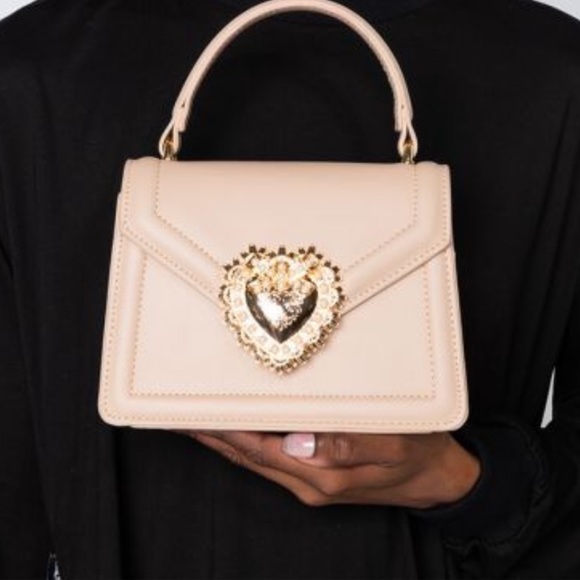 AKIRA | Bags | Akira Heart Of Gold Frame Bag | Poshmark